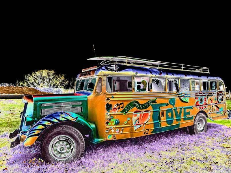 Photographing the Magic Bus « Featured « Mirrorless Photo Tips